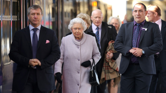 Queen Elizabeth II is coming to Berlin
