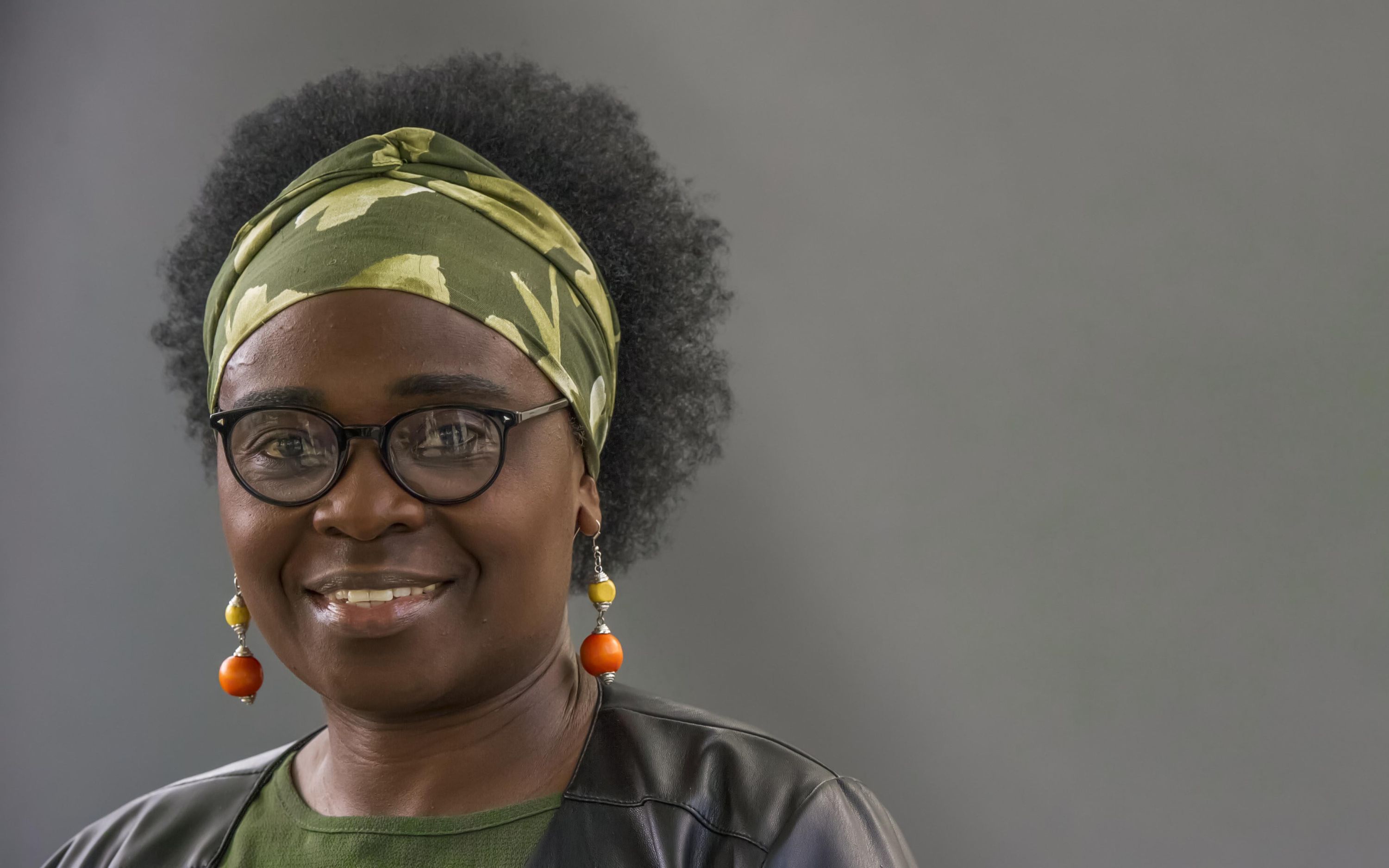 Jennifer Makumbi: Interview mit der Schriftstellerin