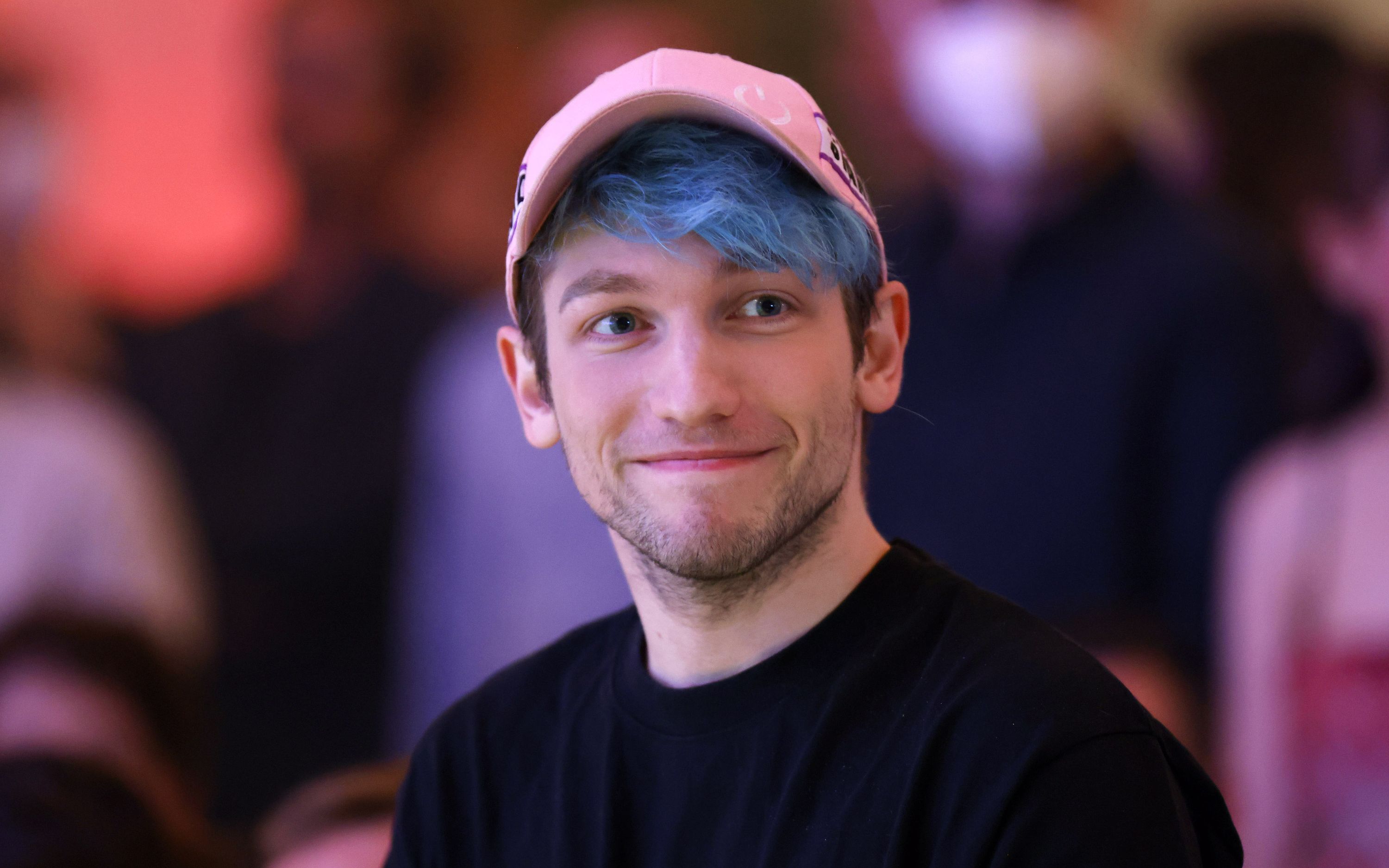 İnfluencerler ve politik fikir hayatı üzerindeki etkileri