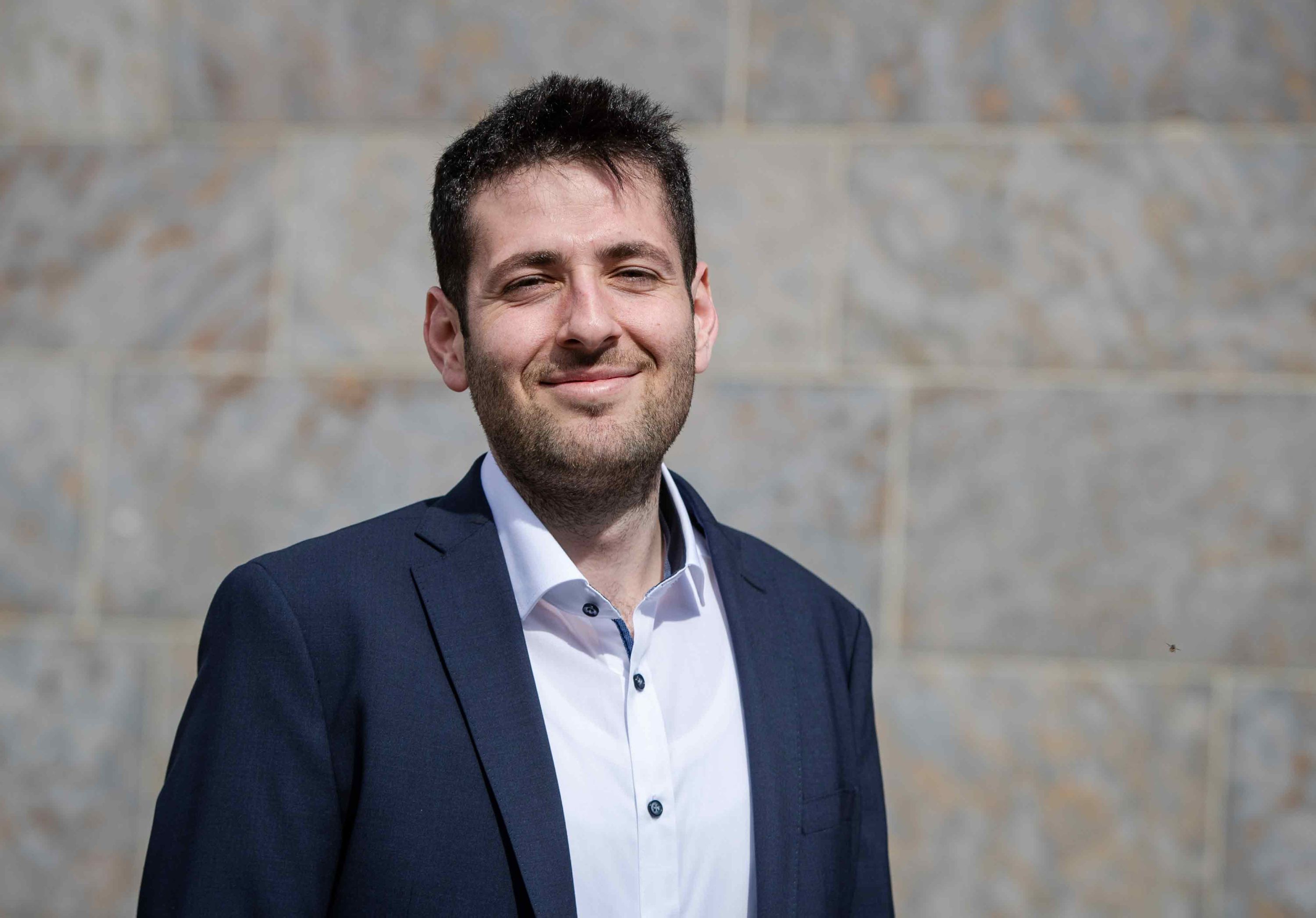 A Syrian is elected mayor: Interview with Ryyan Alshebl