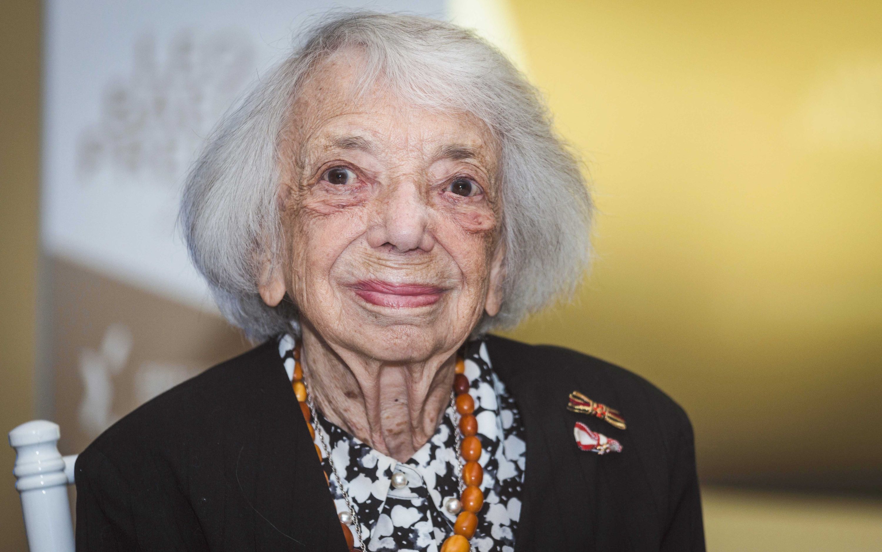 Margot Friedländer reçoit le prix de l’entente de la tolérance Margot Friedländer reçoit le prix de l’entente de la tolérance