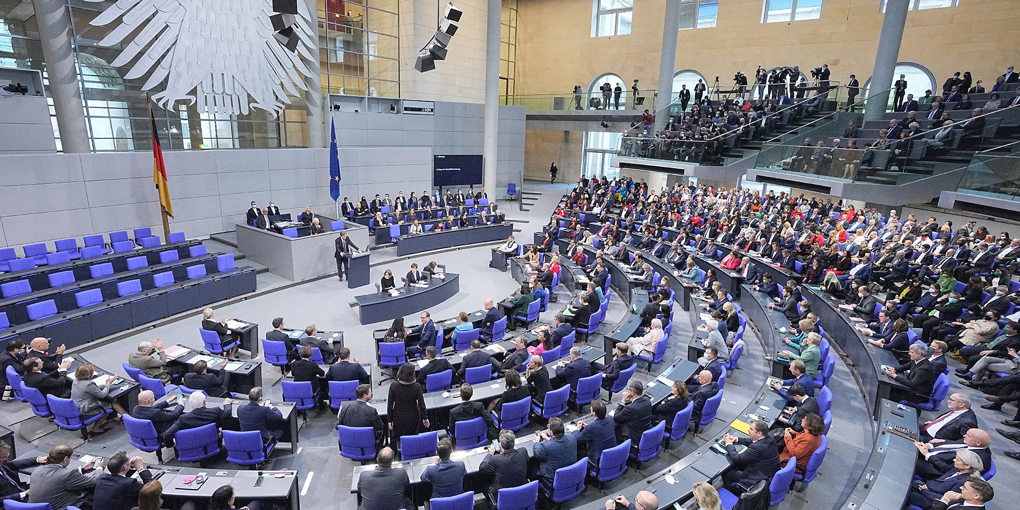 Germany: The first federal government comprising the SPD, Greens and FDP