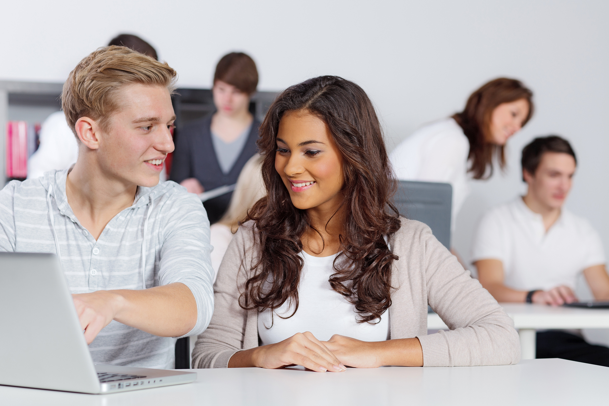 Learn German: Twitter action with expert tips