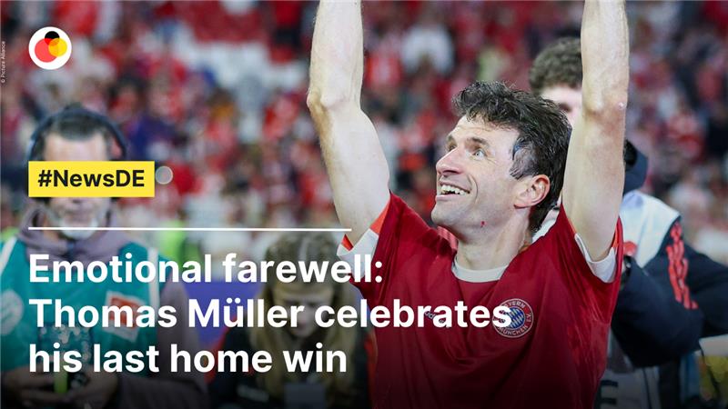 Emotional farewell: Thomas Müller celebrates his last home win