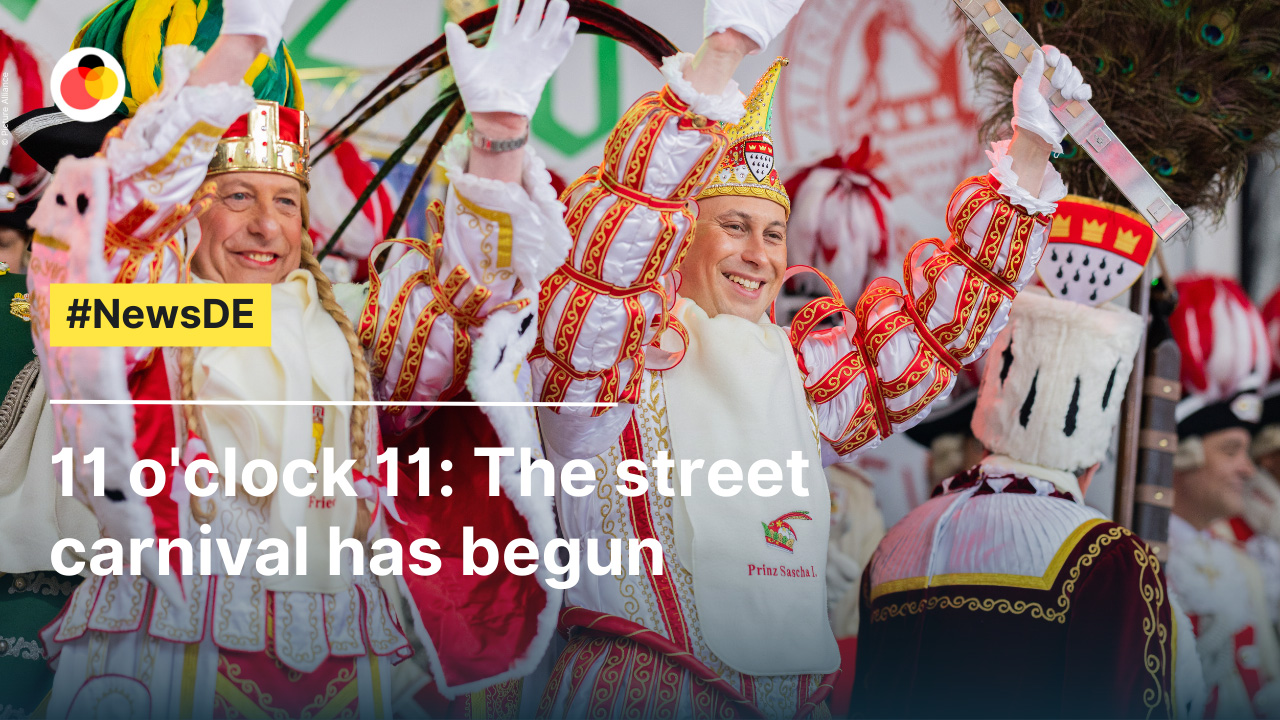 11 o'clock 11: The street carnival has begun